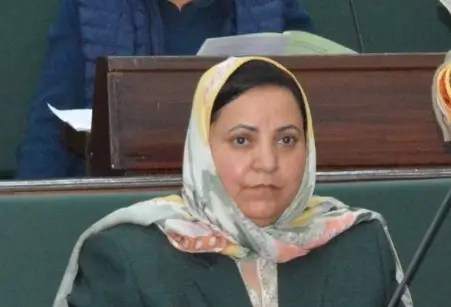 Pahalgam Terror attack: Sakina Itoo reaches Chandigarh, Punjab to meet ...